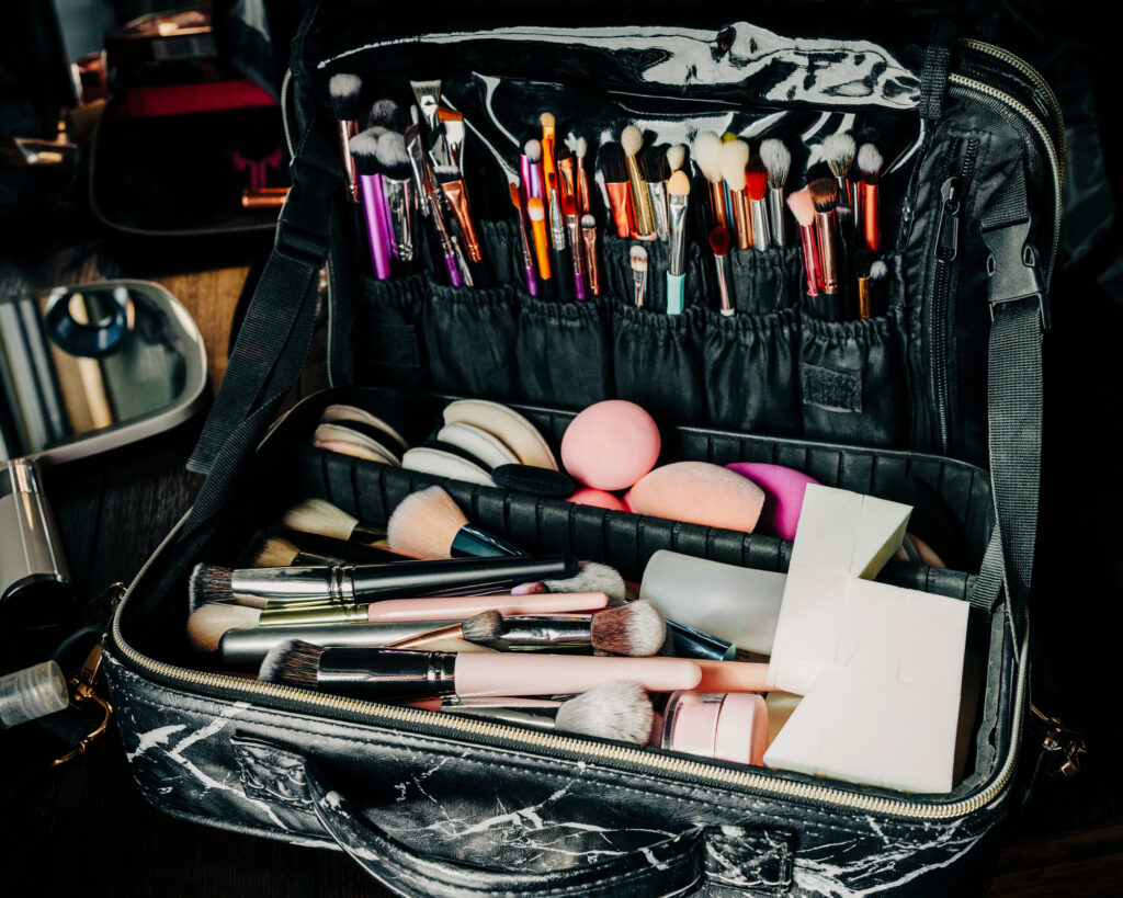 9 Best Makeup Bags For Your Beauty Products